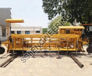 SSI ENGINEERING - 60 To 300 Mm Concrete Road Paver Machine Manufacturer ...